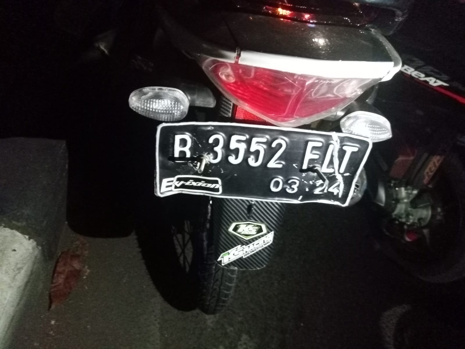 Busway Serempet Motor Sampai 10 Meter - Jakarta Bicara - MSM Group